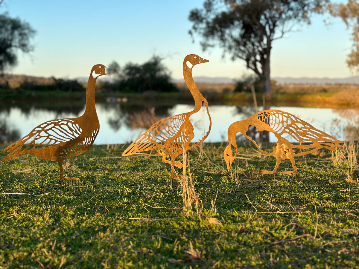 GOLLY GANDA GOOSE Stake Set – The OLDE Farm Store