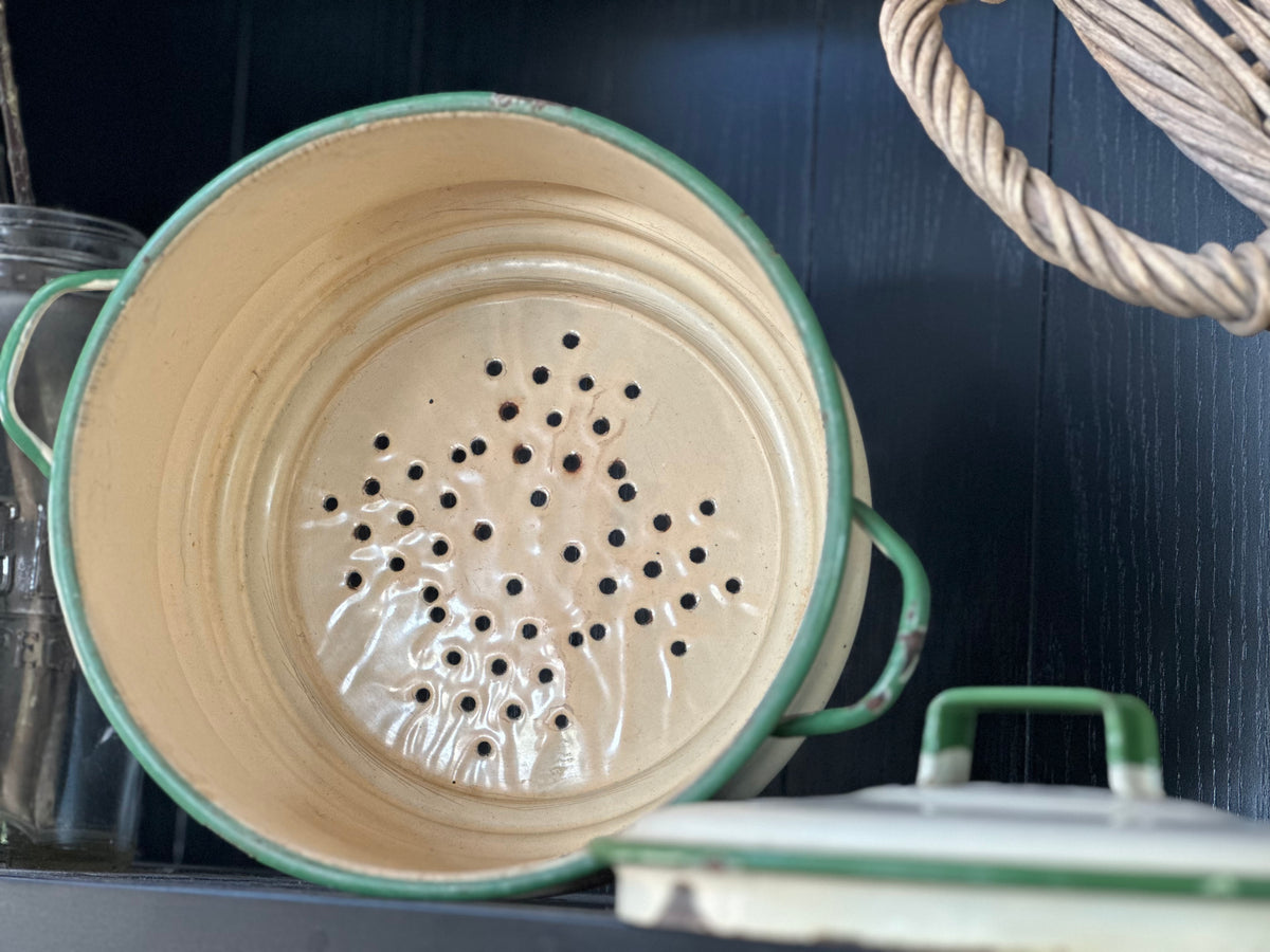 Vintage Enamel Colander with Lid – The OLDE Farm Store
