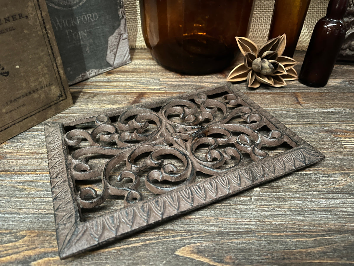 Cast Iron SWIRL Trivet Rectangle – The OLDE Farm Store