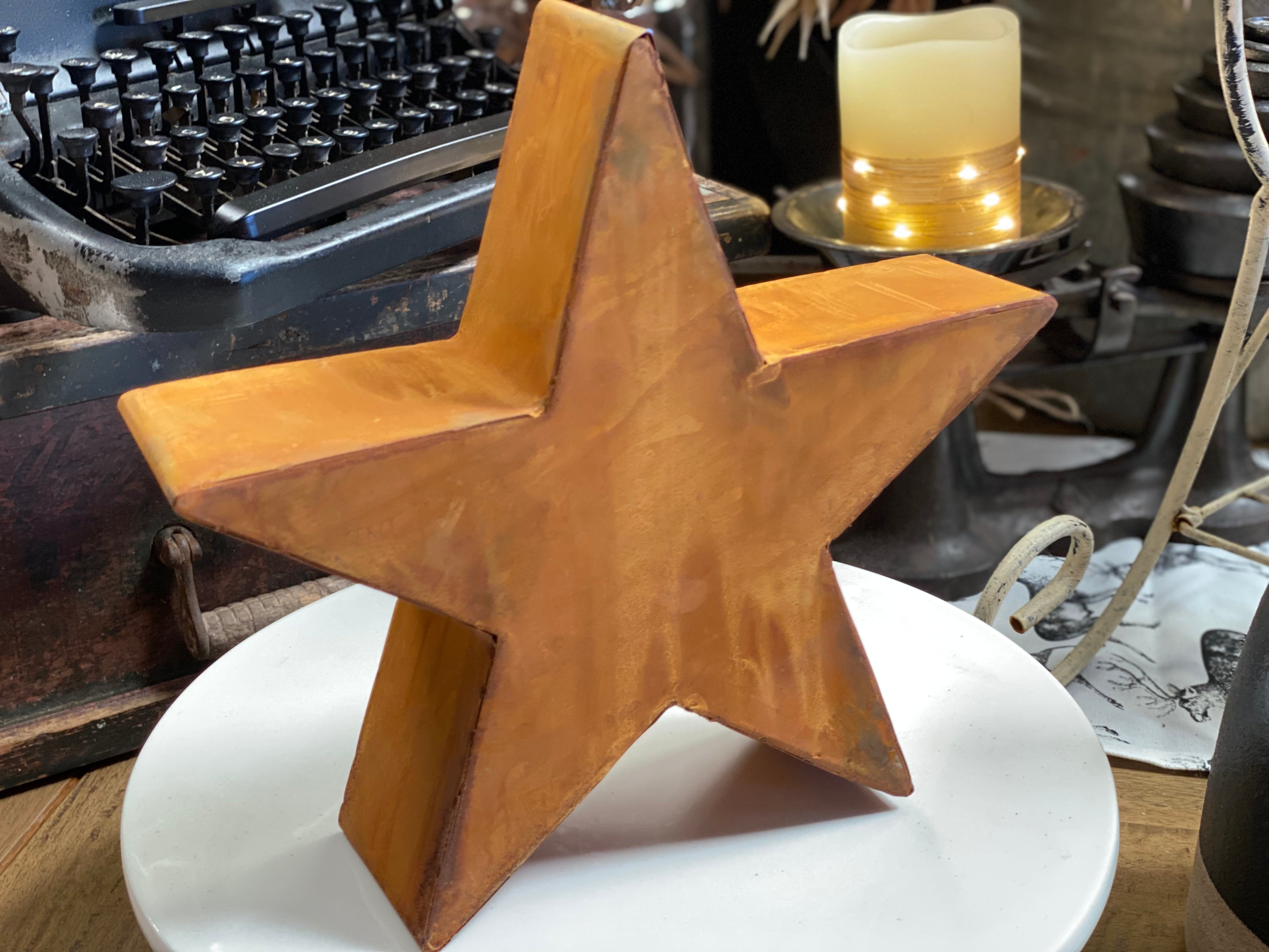 Large Rusty Tin Star FREE Postage – The OLDE Farm Store